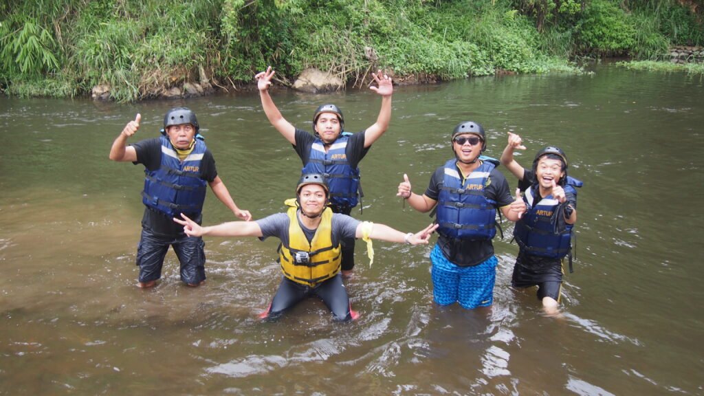 Pentingnya Latihan Leadership di Outing Perusahaan